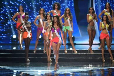 Iris Mittenaere : l'incroyable parcours de la plus belle Miss de l'univers