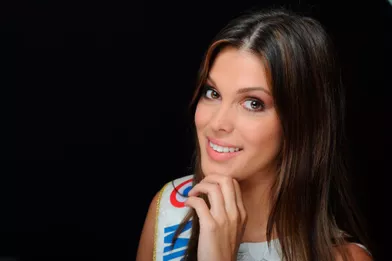 Iris Mittenaere : l'incroyable parcours de la plus belle Miss de l'univers