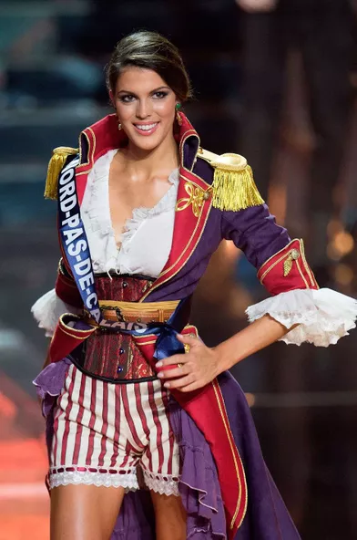 Iris Mittenaere : l'incroyable parcours de la plus belle Miss de l'univers
