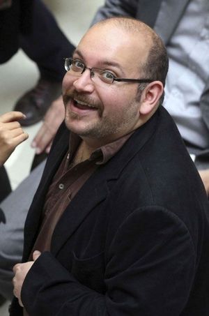 Jason Rezaian entame sa deuxième année en prison - Journaliste ...