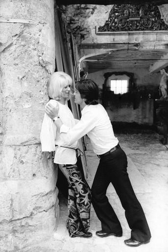 Mireille Darc et Alain Delon : un amour éternel