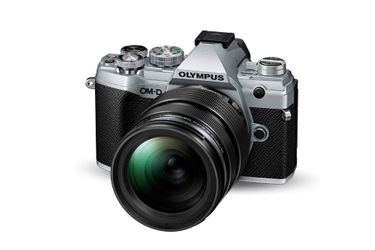 Les 5 meilleurs appareils photos hybrides disponibles sur le marché
