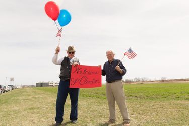 Hillary se rode en Iowa - Pour son premier meeting de campagne
