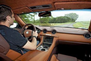 Fisker Karma, le nouveau gadget de 007