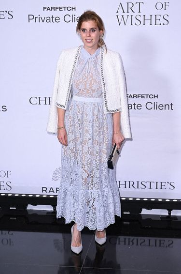 La princesse Beatrice de gala : nouveau look impeccable au bras d’Edoardo