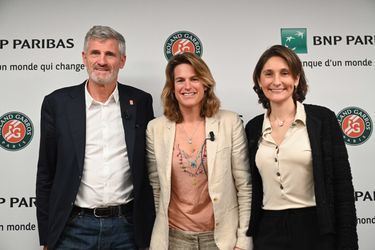 Amélie Oudéa-Castéra : idylle avec Kuerten, matchs avec Mauresmo… ses ...