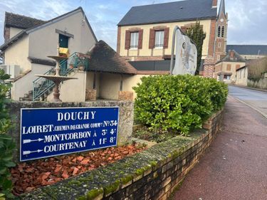 Alain Delon, ses secrets de Douchy : son incroyable cadeau à un boucher ...