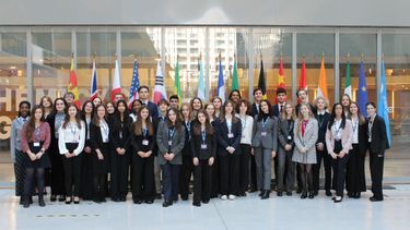 À Lyon, des lycéens recréent une véritable conférence des Nations Unies
