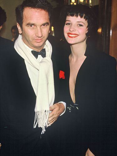 Juliette Binoche a 60 ans : ses 8 looks les plus fous en images