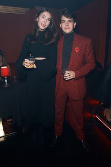 Qui est Sam Chatto, membre de la famille royale britannique et céramiste