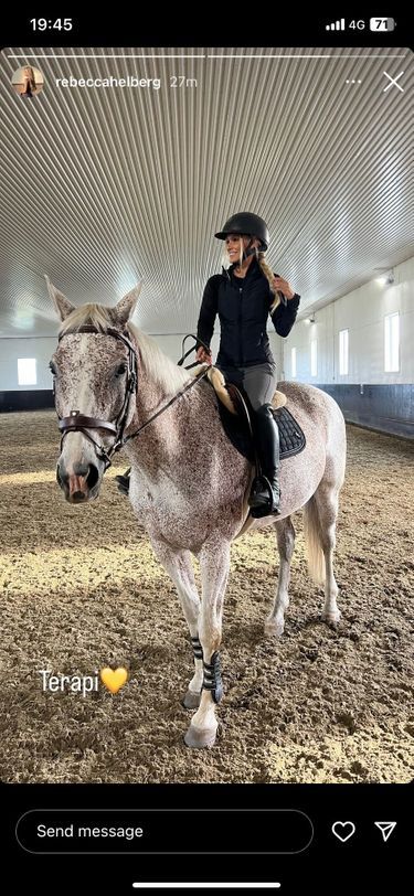 Rebecca, Nora et Juliane soudées face aux violences : qui sont les ex ...