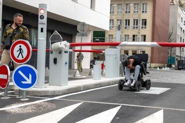 Sofian Ribes : virée parisienne d’un VIP en fauteuil