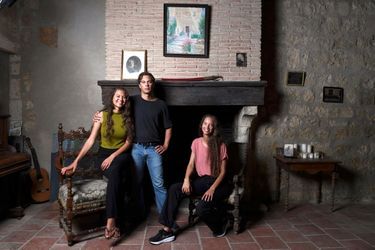 Igor et Grichka Bogdanov : rencontre avec leurs enfants en mission pour ...