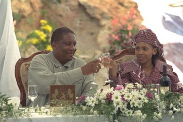 Qui est Letsie III, le roi du Lesotho, dont le frère est un grand ami ...