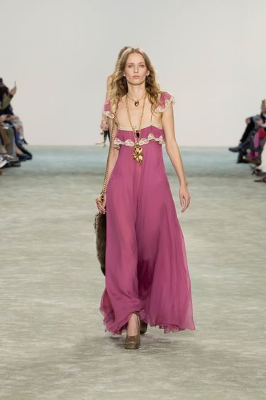 Fashion Week de Paris : les 5 looks à retenir du défilé Chloé automne ...