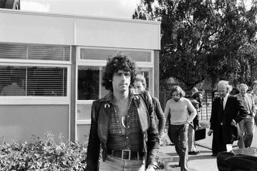 50 ans de mystère : deux meurtres, une « Playboy bunny », une ado… et ...