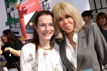 Brigitte Macron au Festival du livre de Paris, rencontre avec des ...