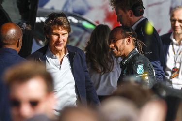 Jennifer Lopez, la « Barbie » de Ferrari rencontre Lewis Hamilton au GP ...