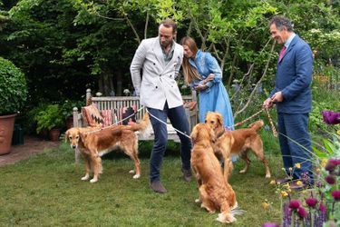 James Middleton s’offre, avec Mabel et Isla, une visite du dog-friendly ...