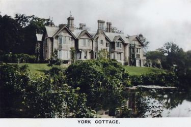Le York Cottage à Sandringham, un lieu prétendument hanté où pourrait ...