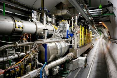 Le CERN en quête de mini trous noirs - LHC