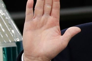 La main de Trump déchiffrée par un chiromancien