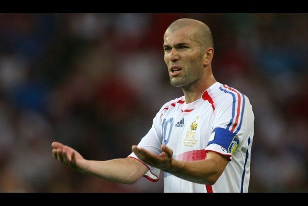 Zinédine Zidane de retour chez les Bleus