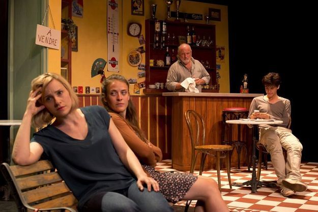 "Un, deux trois, soleil" - Les naufragés de la mère morte