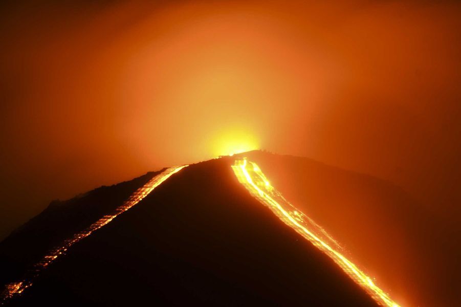 Au Guatemala, l'impressionnante éruption du volcan Pacaya
