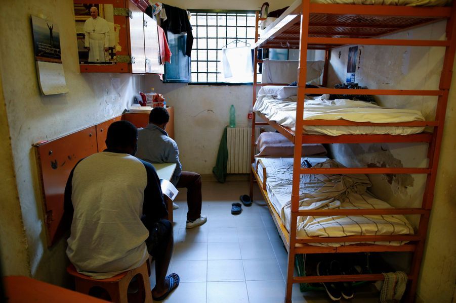 Dans les cellules de la plus vieille prison de Rome