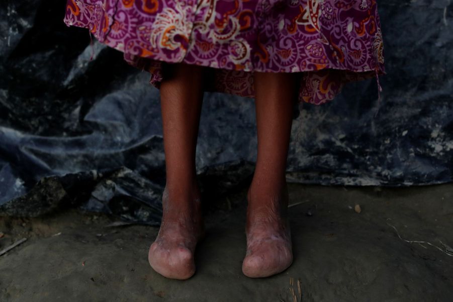 Des villages de Rohingyas brûlés par les Birmans