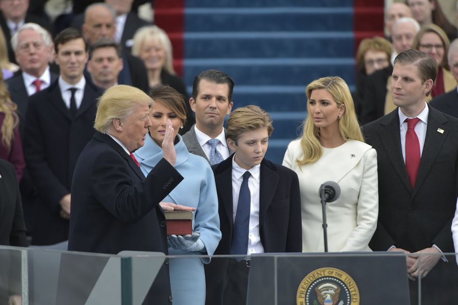 Donald Trump Est Le 45ème Président Des Etats Unis