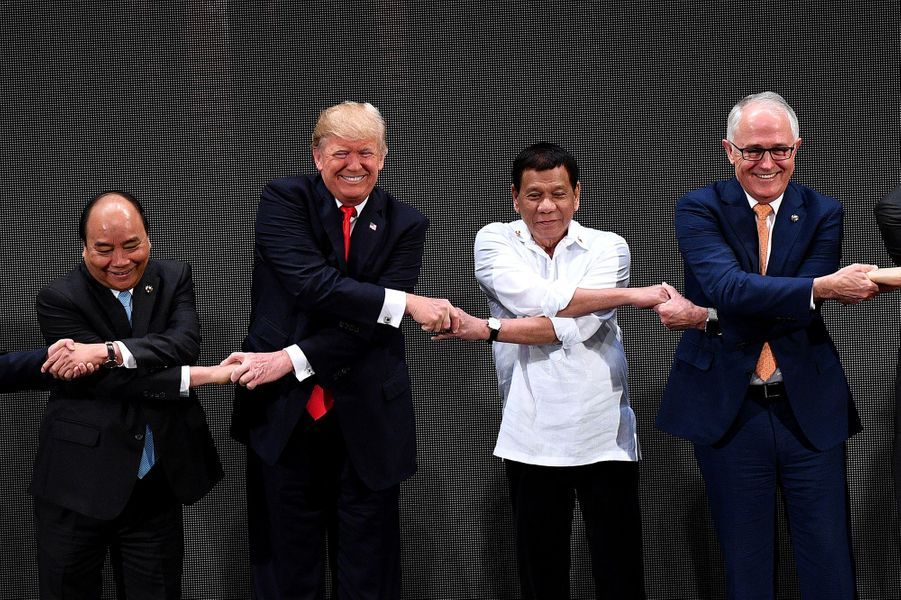 Donald Trump et Rodrigo Duterte, nouvelle amitié à Manille