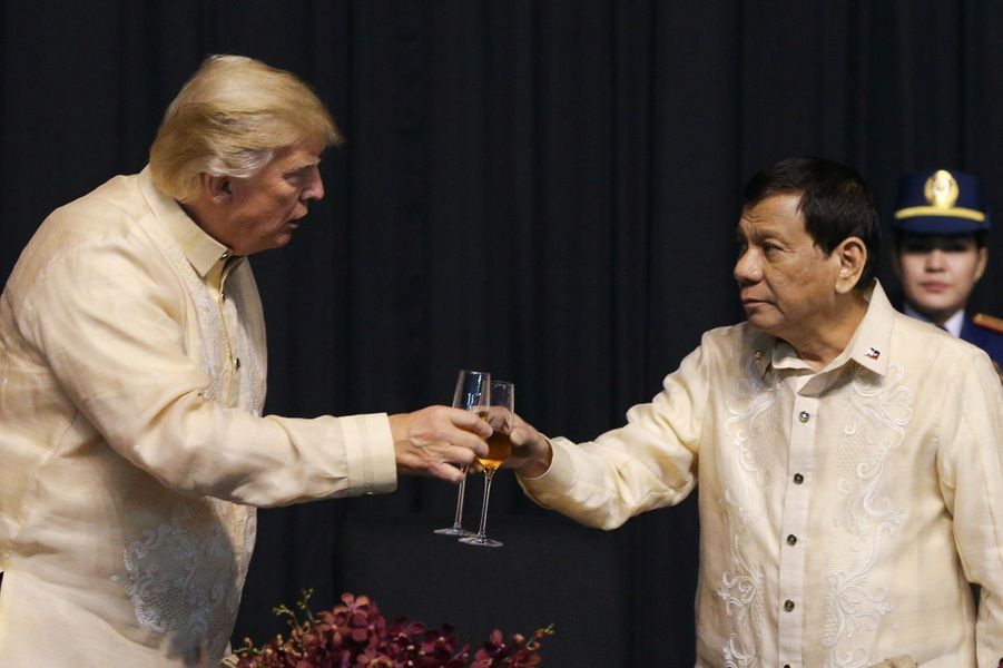 Donald Trump et Rodrigo Duterte, nouvelle amitié à Manille