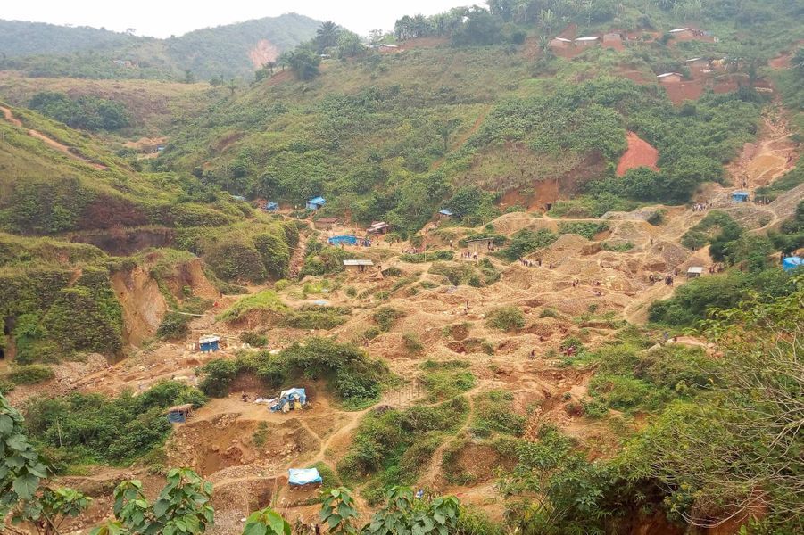 Effondrement d'une mine artisanale en RDC : les autorités redoutent une cinquantaine de morts