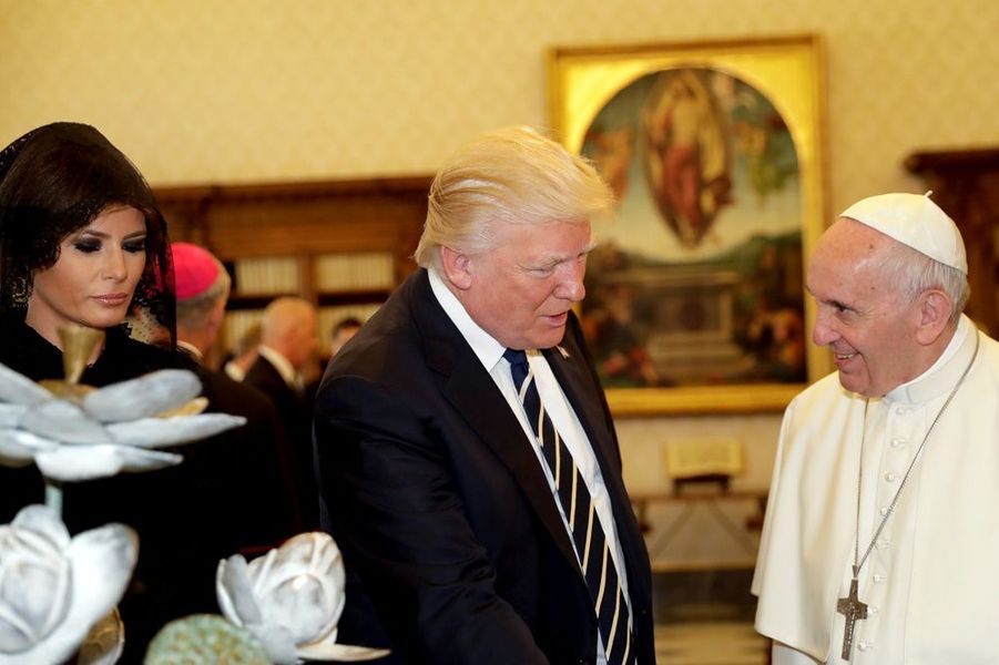 En images, Donald Trump rencontre le pape François