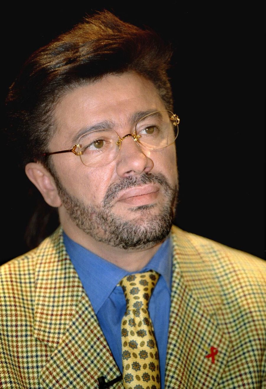 Été 98. Lounès Matoub assassiné, la Kabylie pleure son chanteur courage