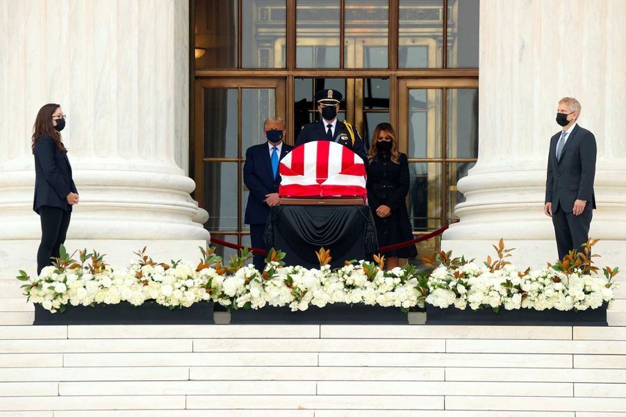 Donald Trump hué lors de son hommage à Ruth Bader Ginsburg