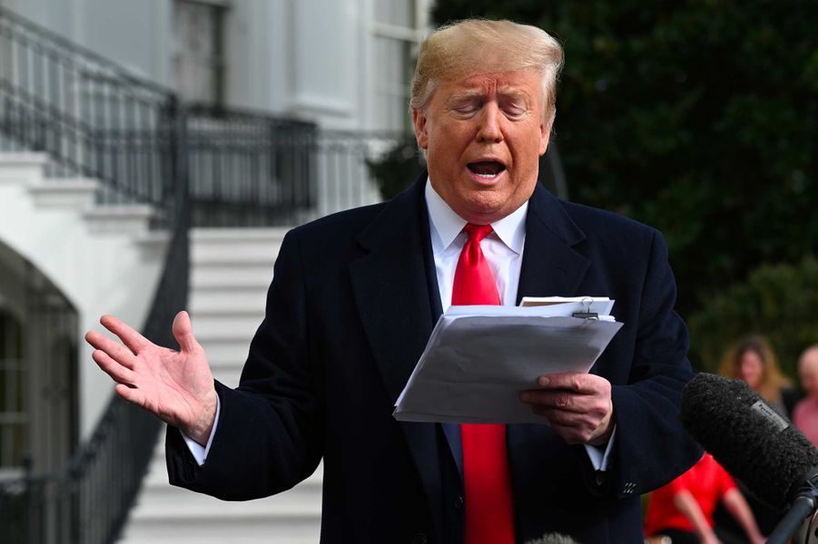 "JE NE VEUX RIEN" : quand les notes de Donald Trump crient ses arguments