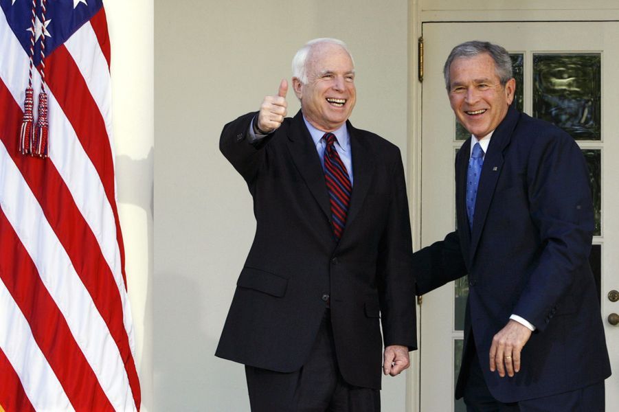 John McCain, une vie en images