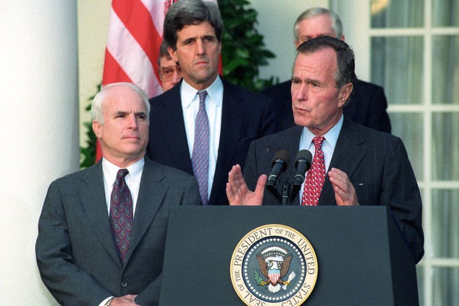 John McCain, une vie en images