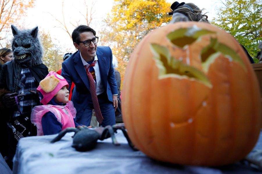 Justin Trudeau dévoile son identité cachée pour Halloween