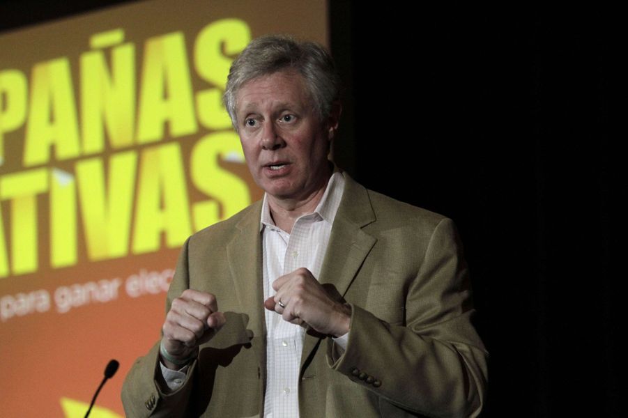 L’équipe de campagne d’Hillary Clinton en images