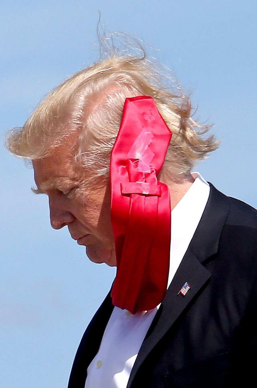 Les photos décalées des 100 premiers jours de la présidence de Donald Trump