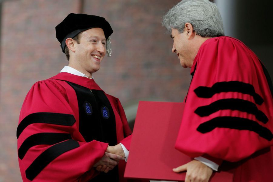 Mark Zuckerberg est enfin diplômé d'Harvard