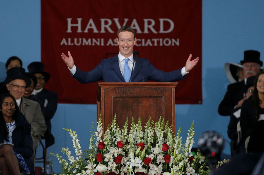 Mark Zuckerberg est enfin diplômé d'Harvard