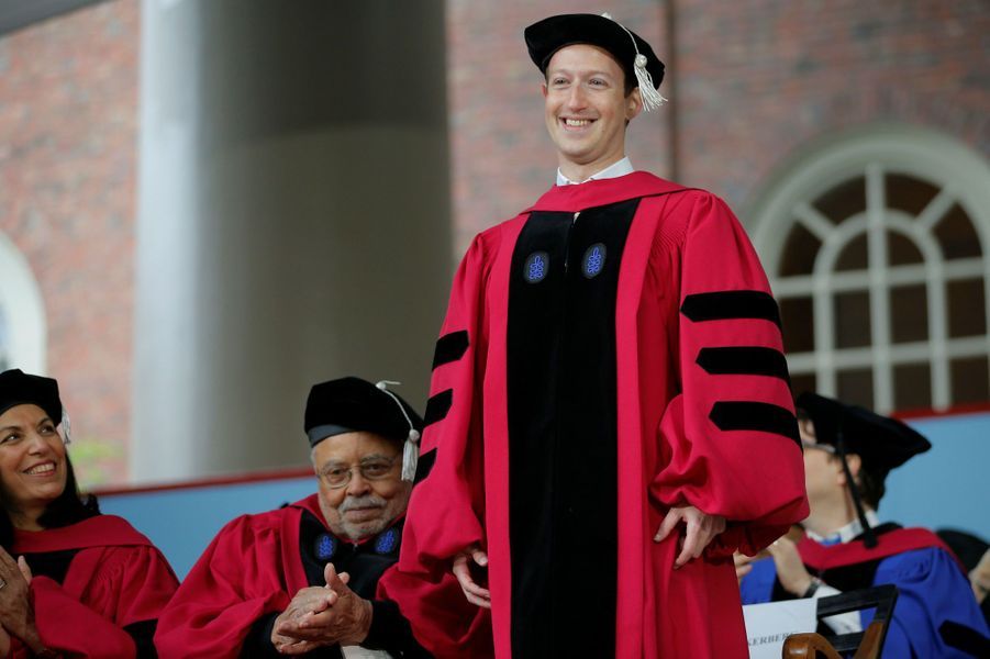Mark Zuckerberg est enfin diplômé d'Harvard