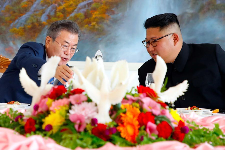 Moon et Kim, rencontre souriante mais progrès limités
