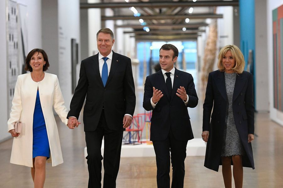 Emmanuel et Brigitte Macron au Centre Pompidou avec le couple ...