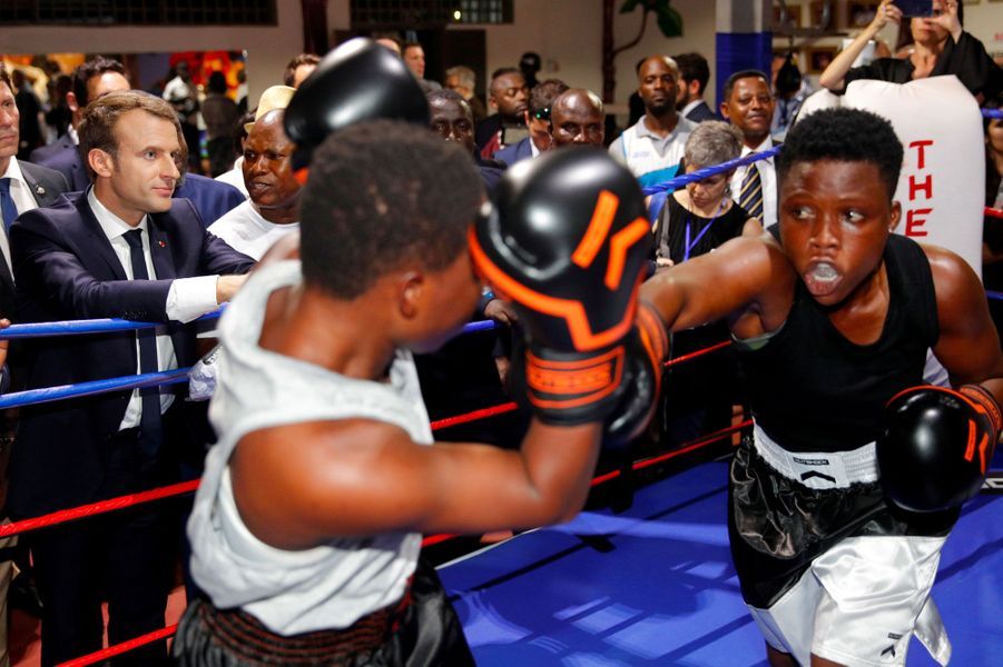 Les images décalées de l'an I du quinquennat Macron